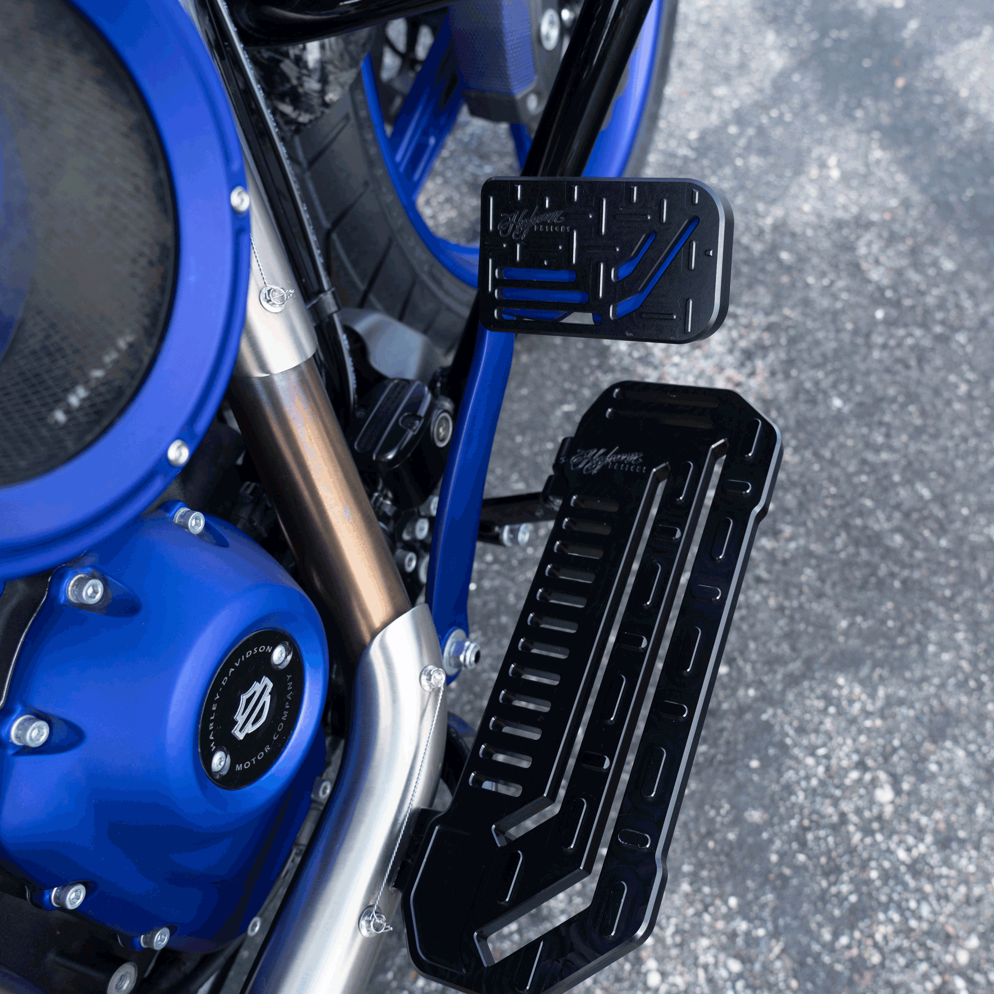 2020 Chopped Carbon Road Glide – Hofmann Designs